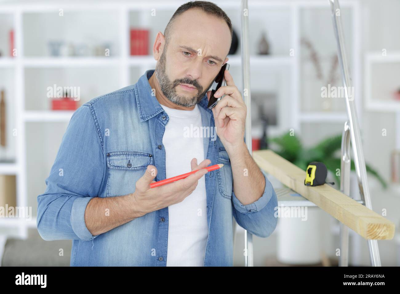 Speaking selection hi-res stock photography and images - Alamy