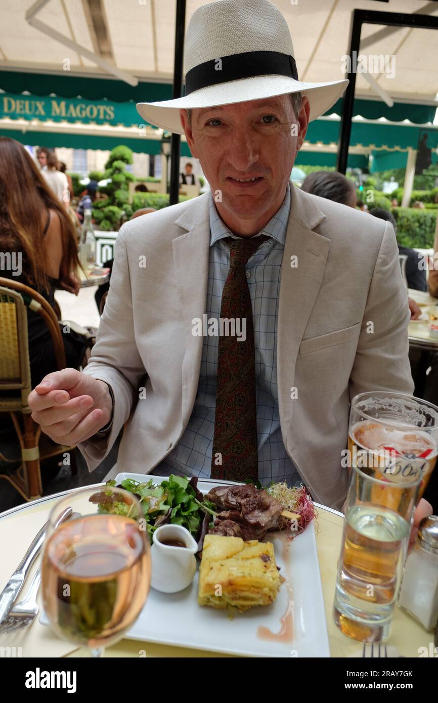 Lunch on the Left Bank at Deux Magots-style beef kebab on the outdoor ...