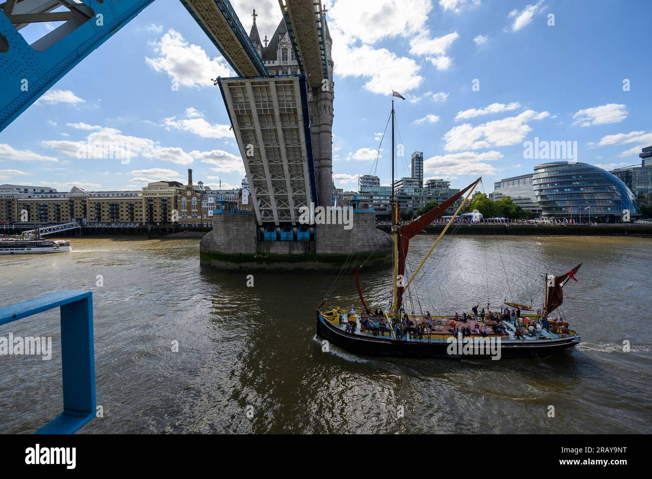 Tower Bridge in central London Stock Photo - Alamy