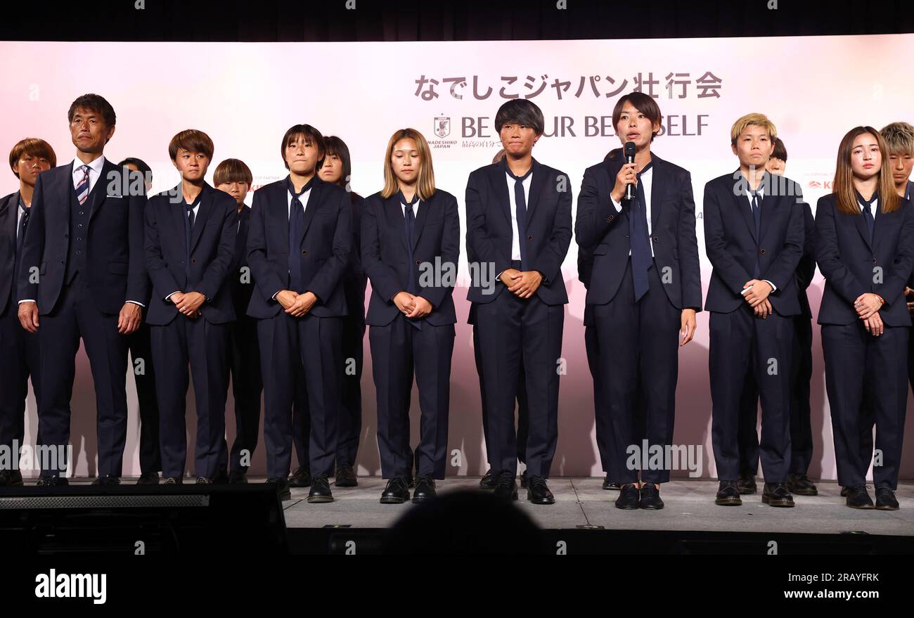 Japan's women's soccer team "Nadeshiko Japan" with Coach Futoshi Ikeda ...