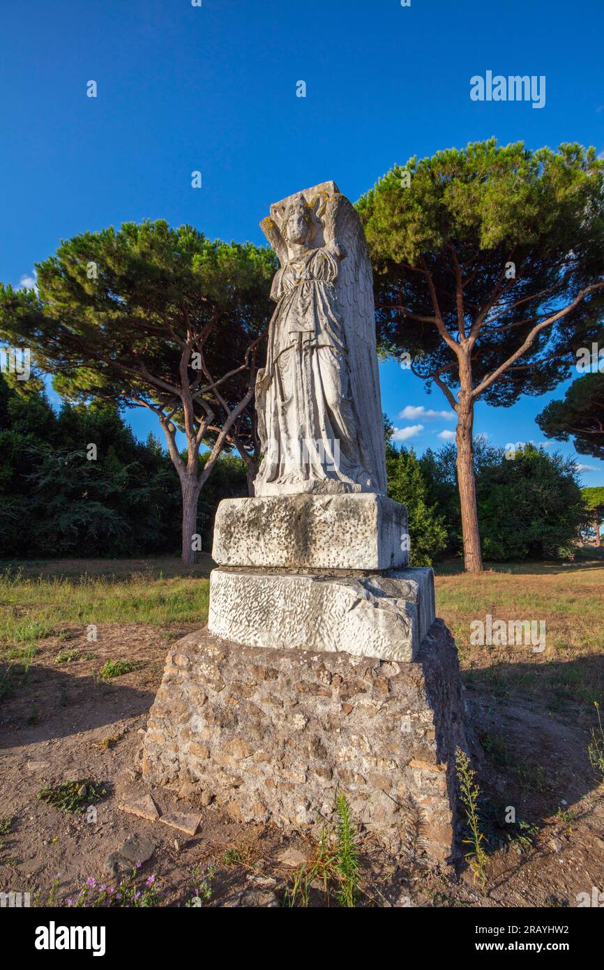 Piazza della Vittoria, Modern copy of the winged goddess pillar-statue ...