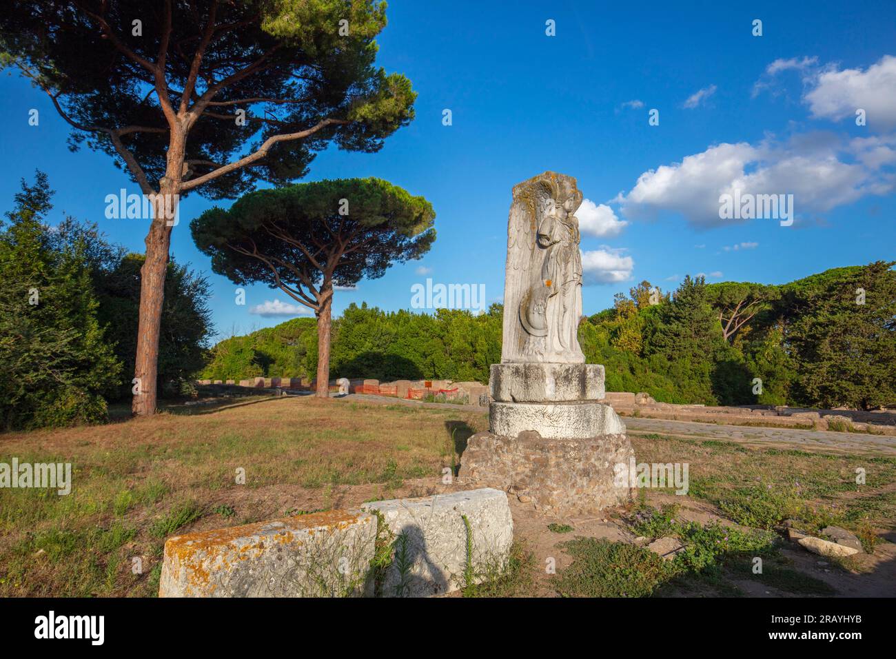 Piazza della Vittoria, Modern copy of the winged goddess pillar-statue ...