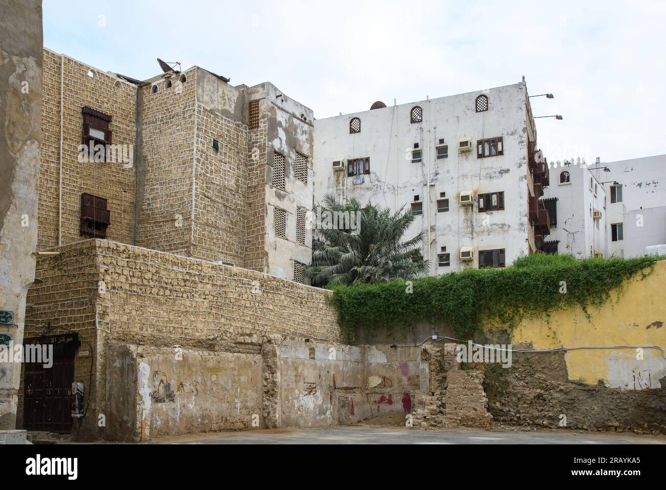 Jeddah, Saudi Arabia - December 21, 2022: Street life in the Old City ...
