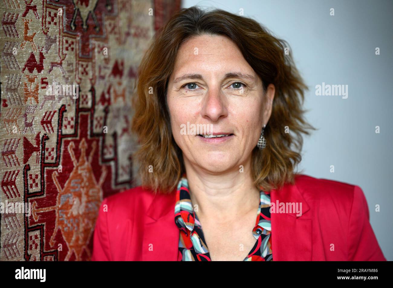 Crisis prevention hi-res stock photography and images - Alamy