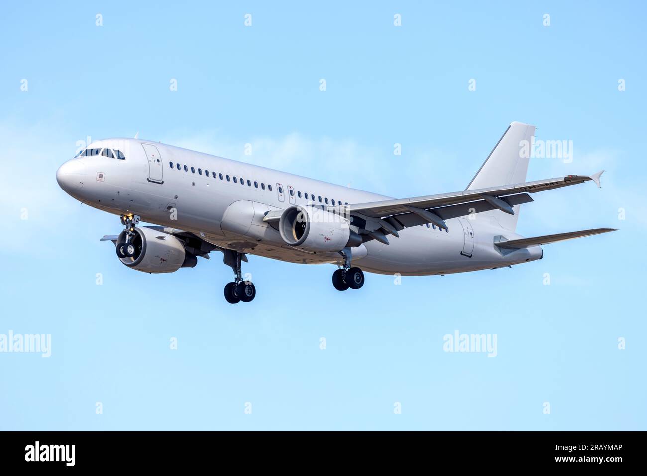 Avion Express Malta Airbus A320-214 (Reg: 9H-MLD) on lease with Air Malta Stock Photo - Alamy