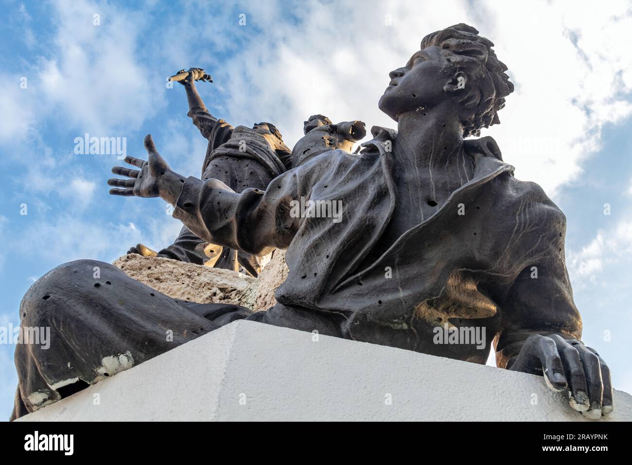 Statue martyrs in downtown beirut hi-res stock photography and images ...