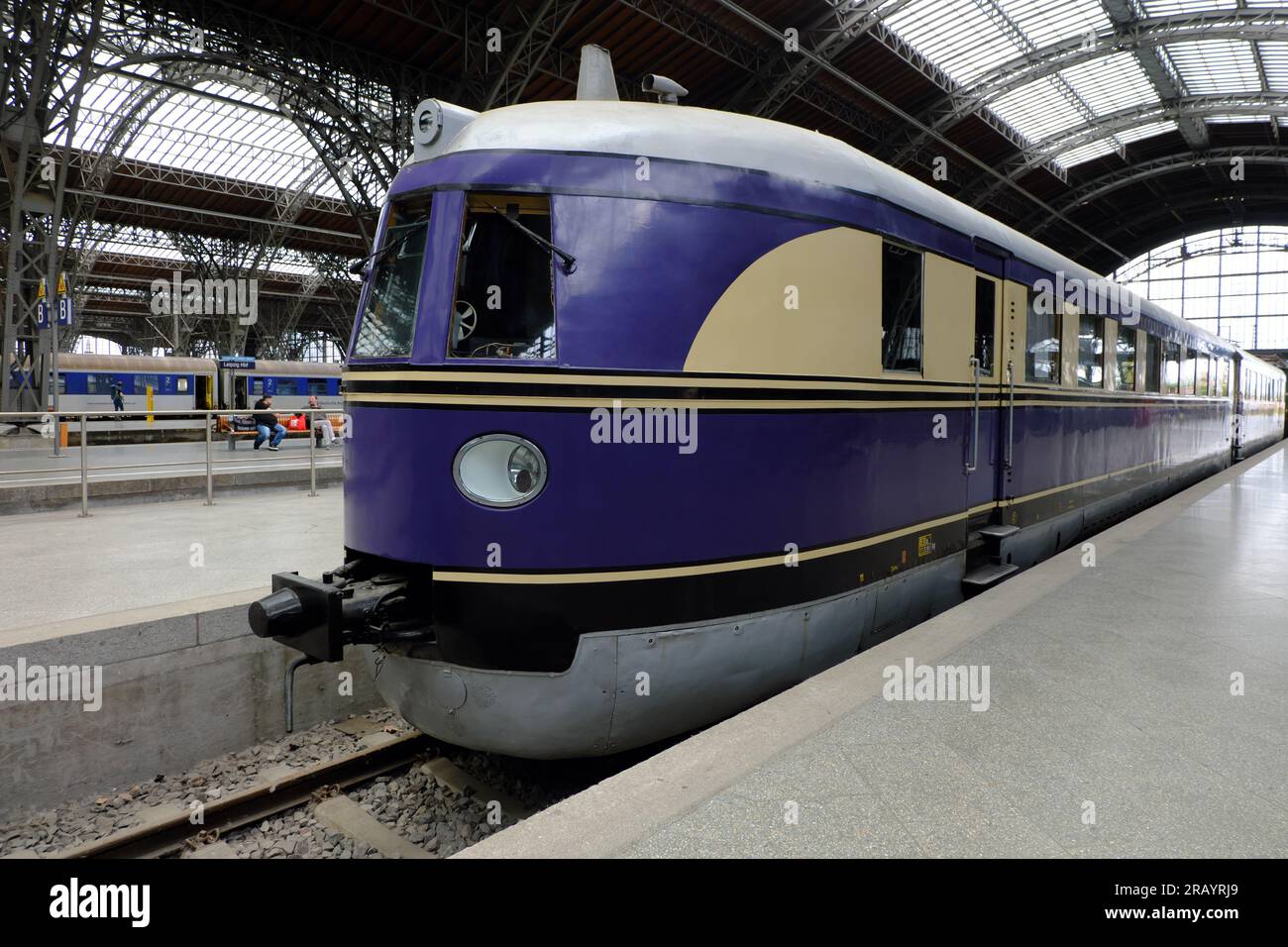 Leipzig Railway Station"Fliegender Hamburger" successor, SVT 137 Bauart ...