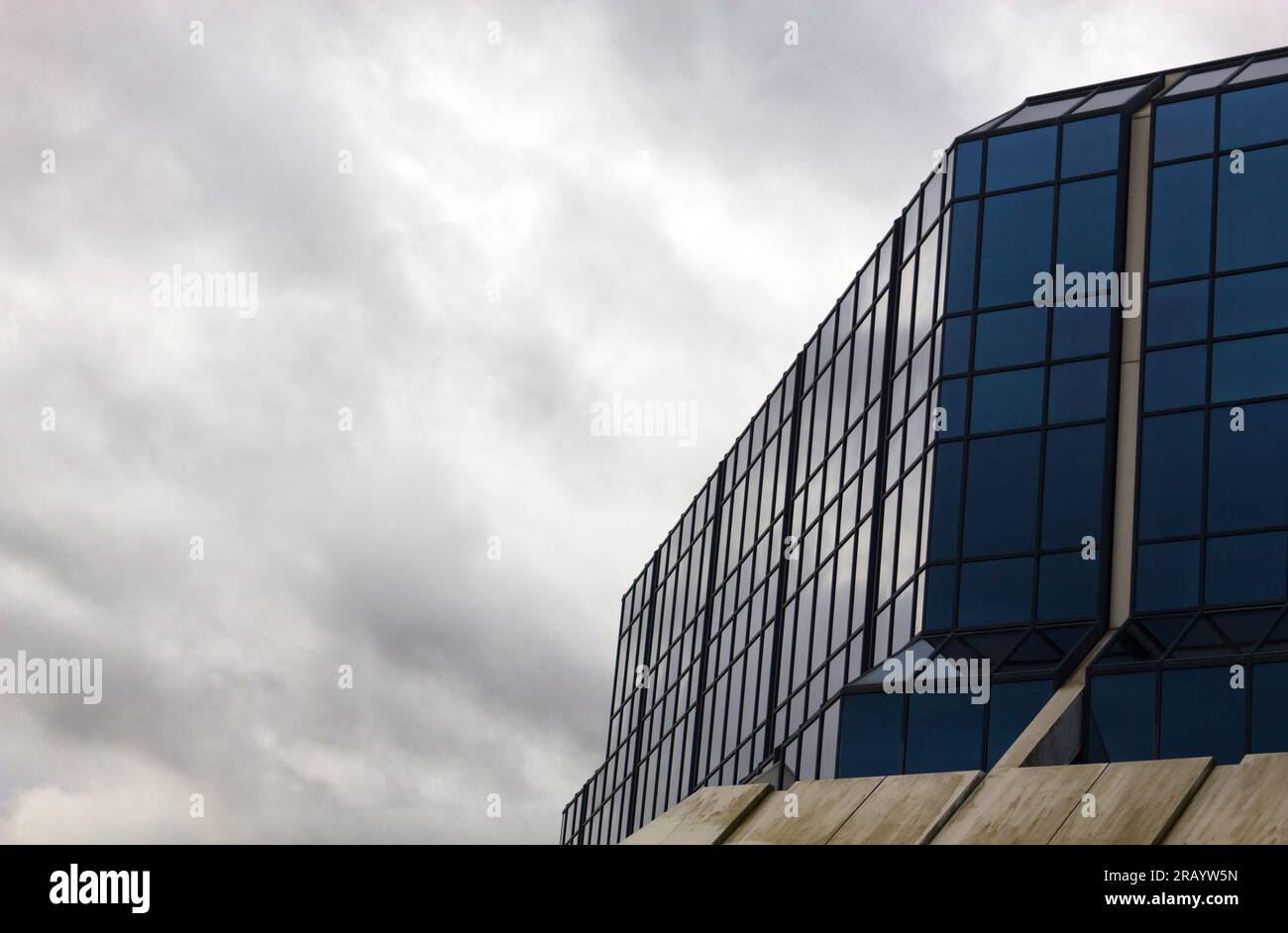 Commercial quarters hi-res stock photography and images - Alamy