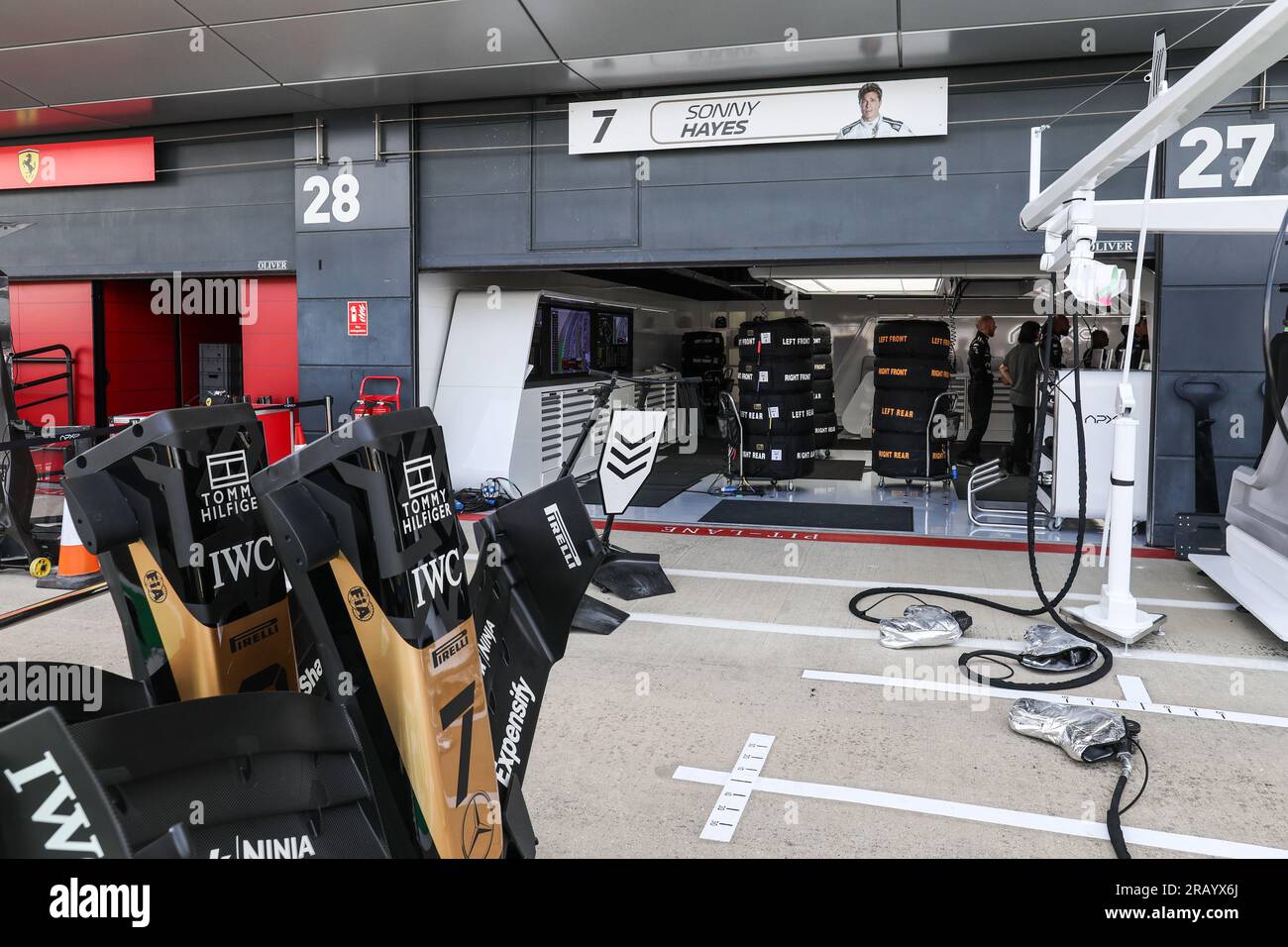 APEX APXGP garage for the F1 movie by Apple Studios/Bruckheimer Films ...