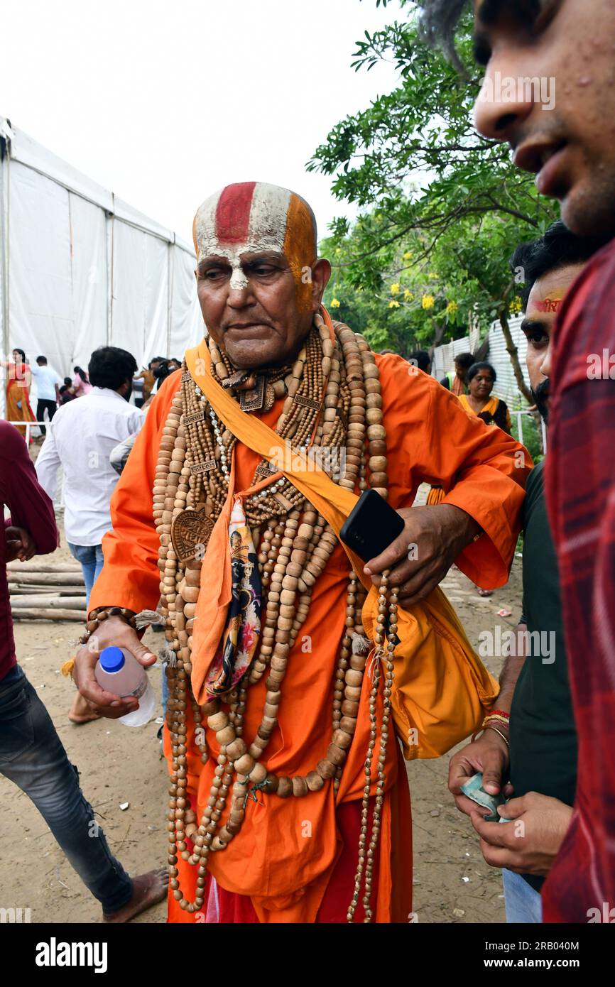 East Delhi, Delhi, India. 6th July, 2023. Devotees Dancing during the ...