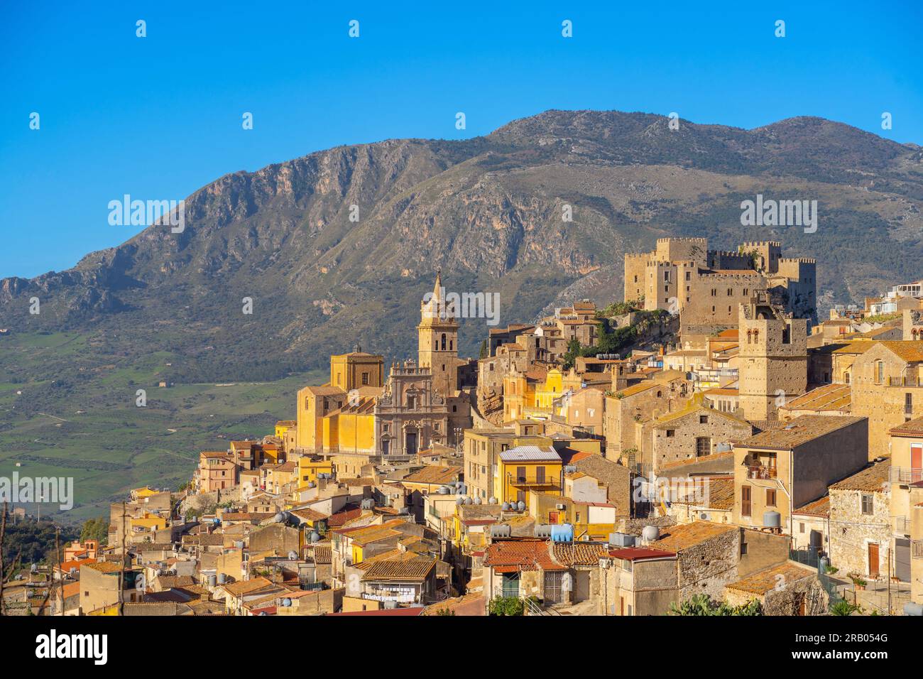 Caccamo sicily hi-res stock photography and images - Alamy