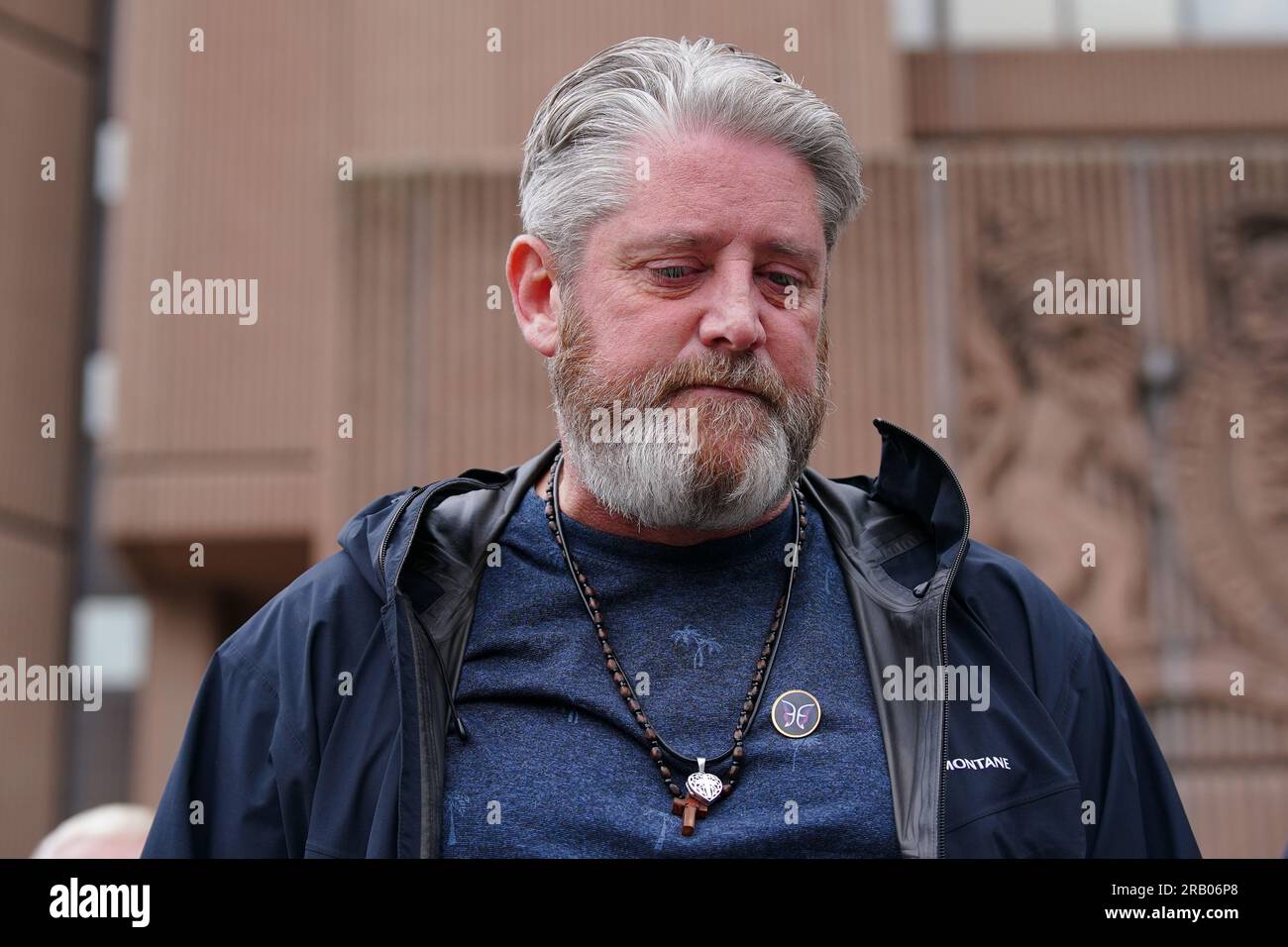 Elle edwards pub hi-res stock photography and images - Alamy