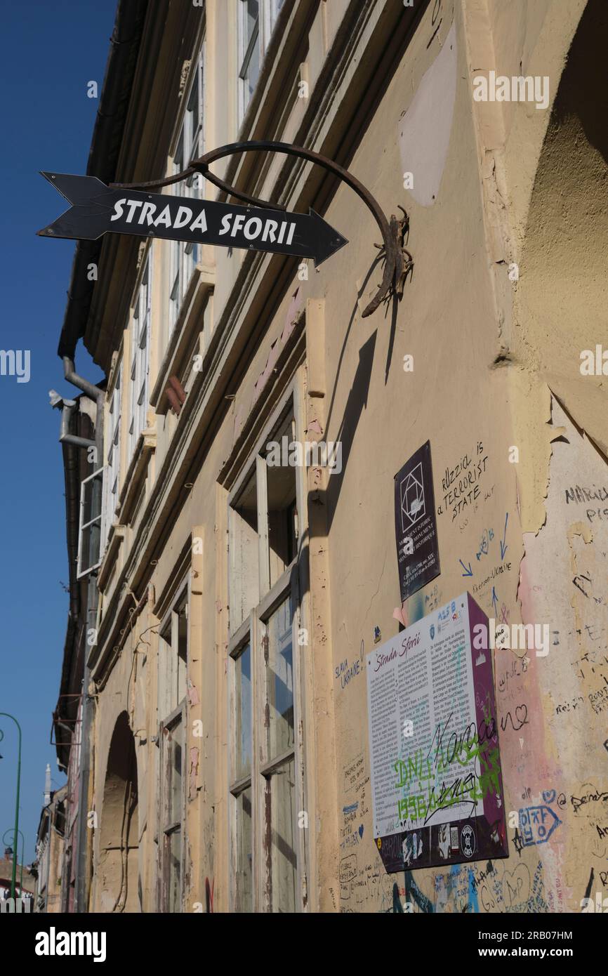 Strada Sforii,the narrowest street in the city of Brașov Stock Photo ...