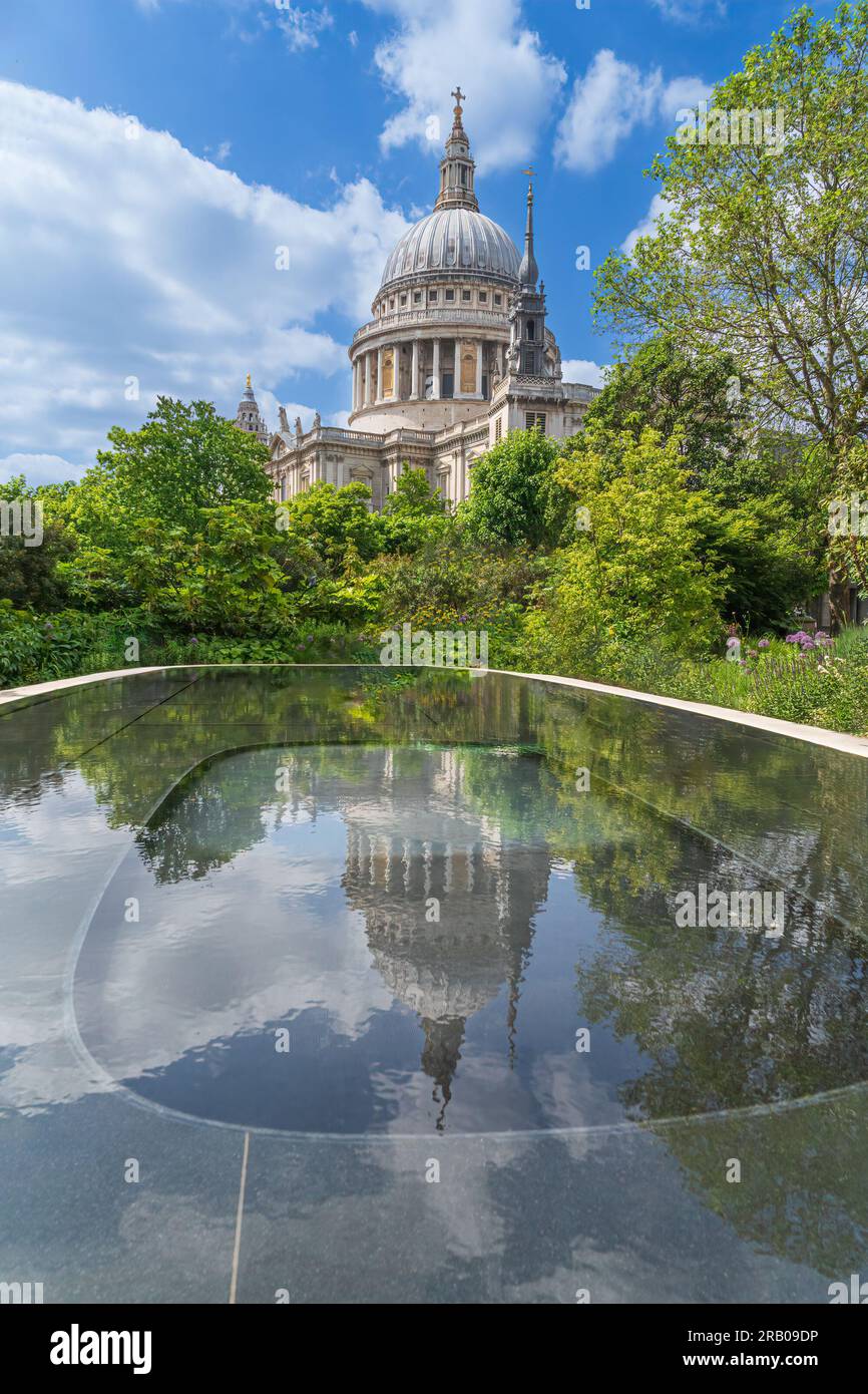 St Pauls Cathdral in London Stock Photo - Alamy