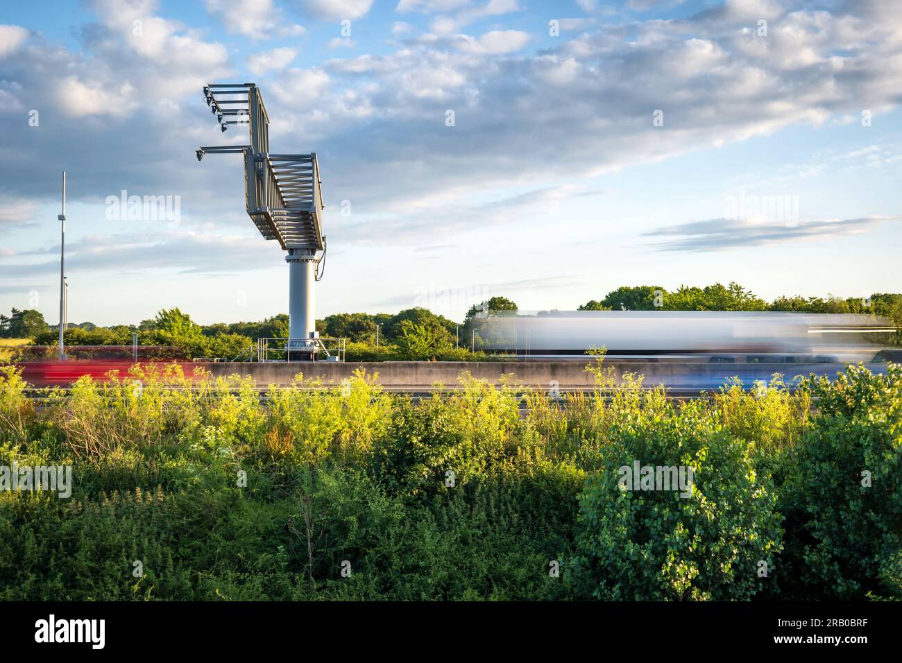M1 autobahn hi-res stock photography and images - Alamy