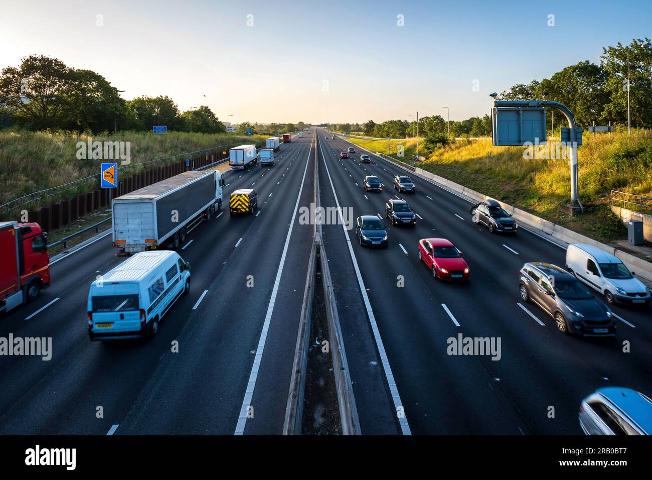 M1 autobahn hi-res stock photography and images - Alamy