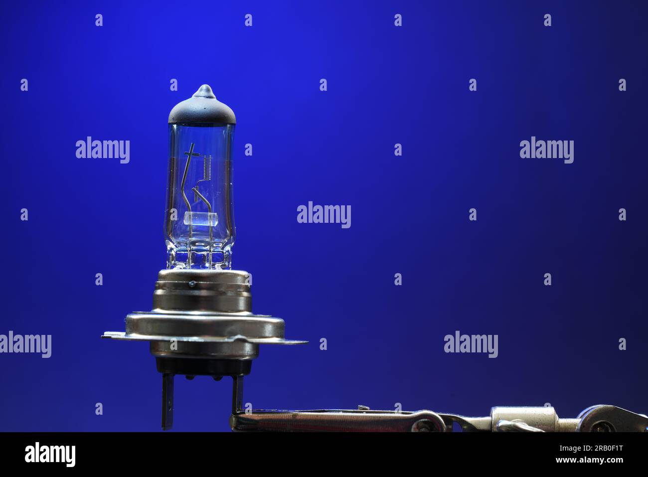 old antique lightbulb photographed in the studio Stock Photo - Alamy