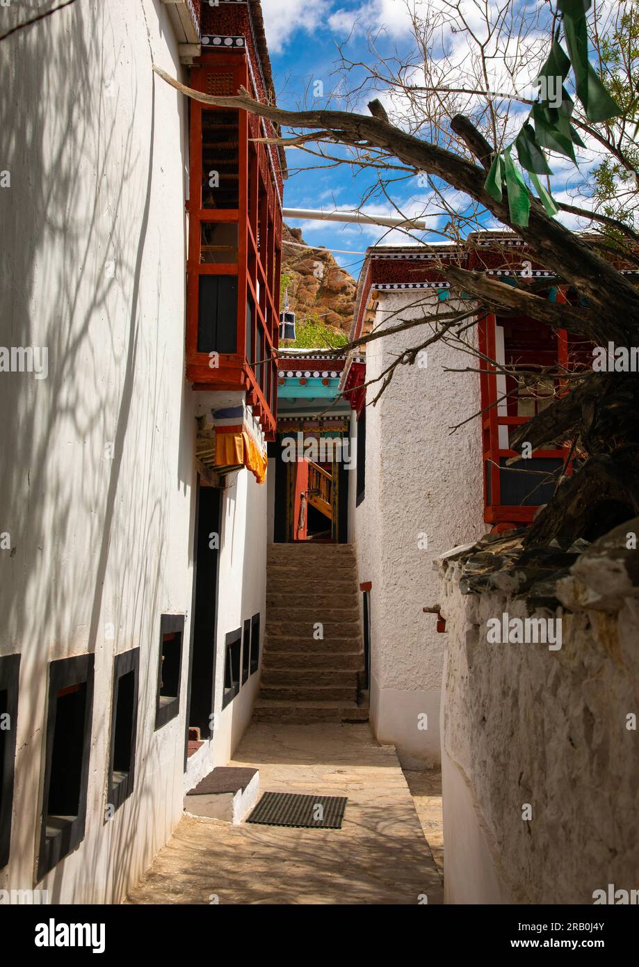 Hemis monastery alley, Ladakh, Hemis, India Stock Photo - Alamy