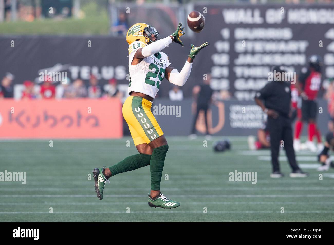 Ottawa, Canada. 30th June, 2023. Edmonton Elks defensive back Kai Gray ...