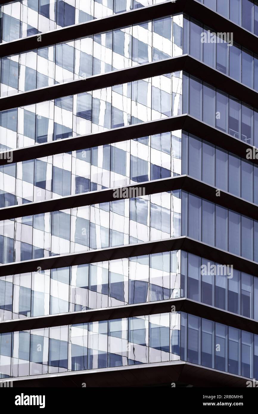 Facade of a modern empty office building Stock Photo - Alamy