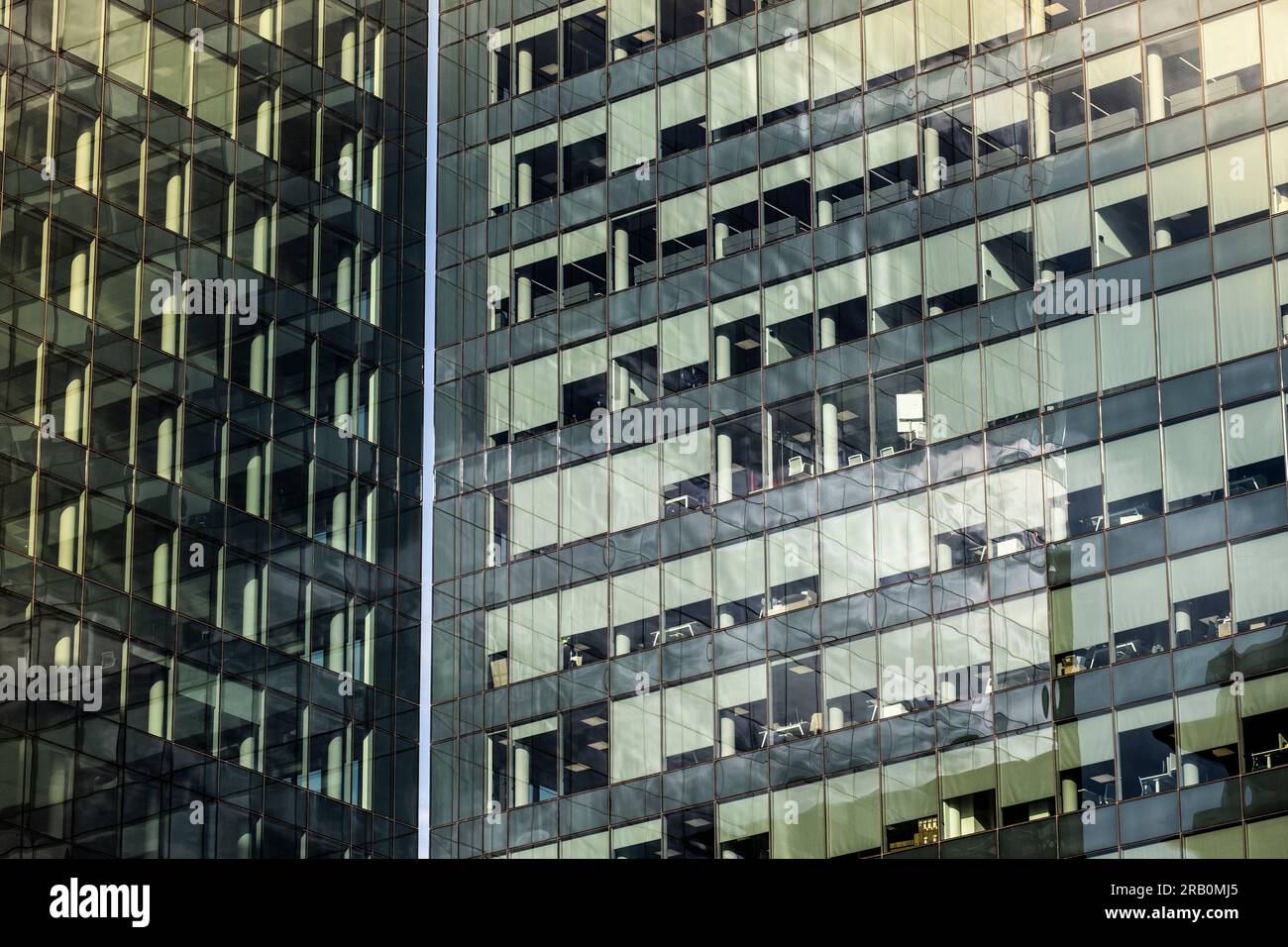 Facade of a modern empty office building Stock Photo - Alamy