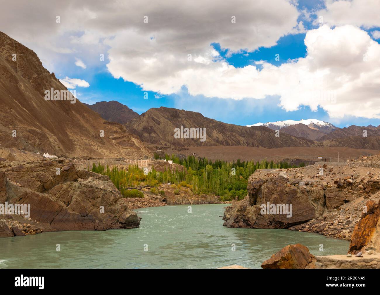 Mountain landscape and river on Kargil - Leh road, Ladakh, Khalatse ...