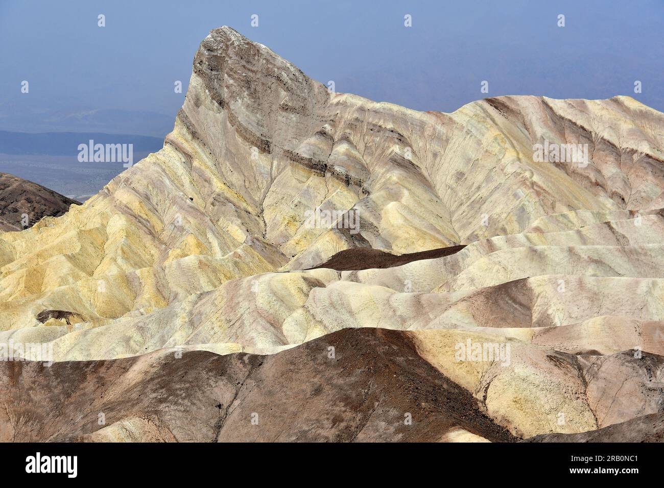 Manly Beacon, Zabriskie Point, Death Valley National Park, California ...