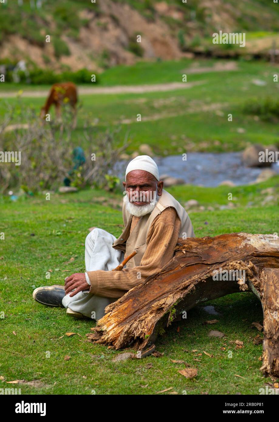 Gujjar men hi-res stock photography and images - Alamy