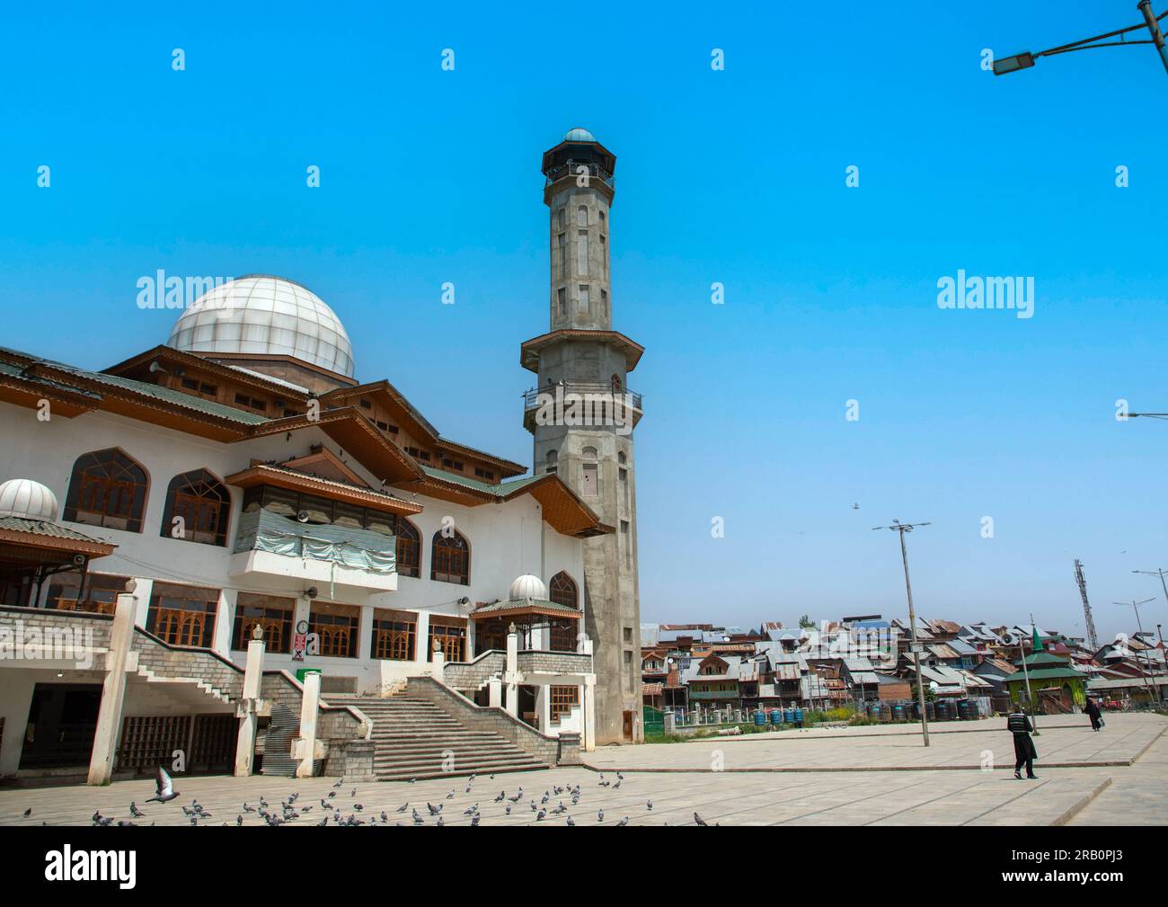 Sufi Muslim shrine, Jammu and Kashmir, Charar- E- Shrief, India Stock ...