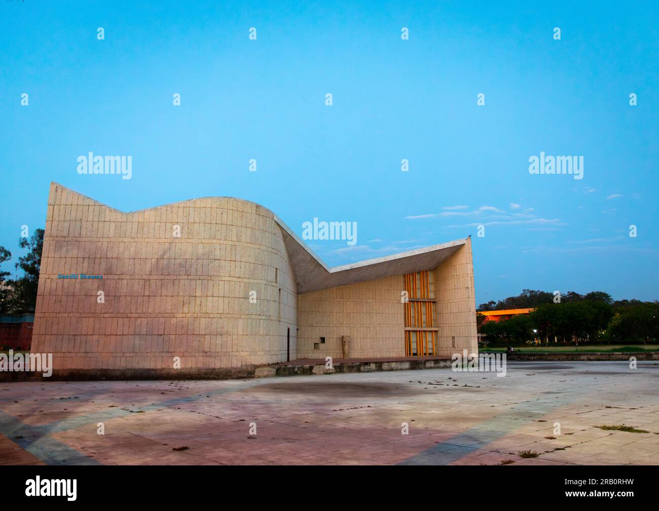 Gandhi Bhavan by Pierre Jeanneret at the Panjab University, Punjab ...