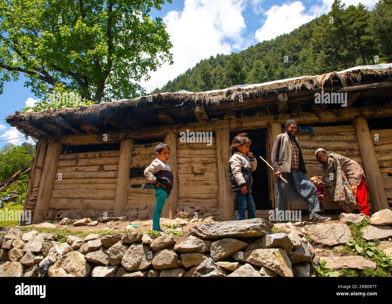 Informe foto hi-res stock photography and images - Alamy