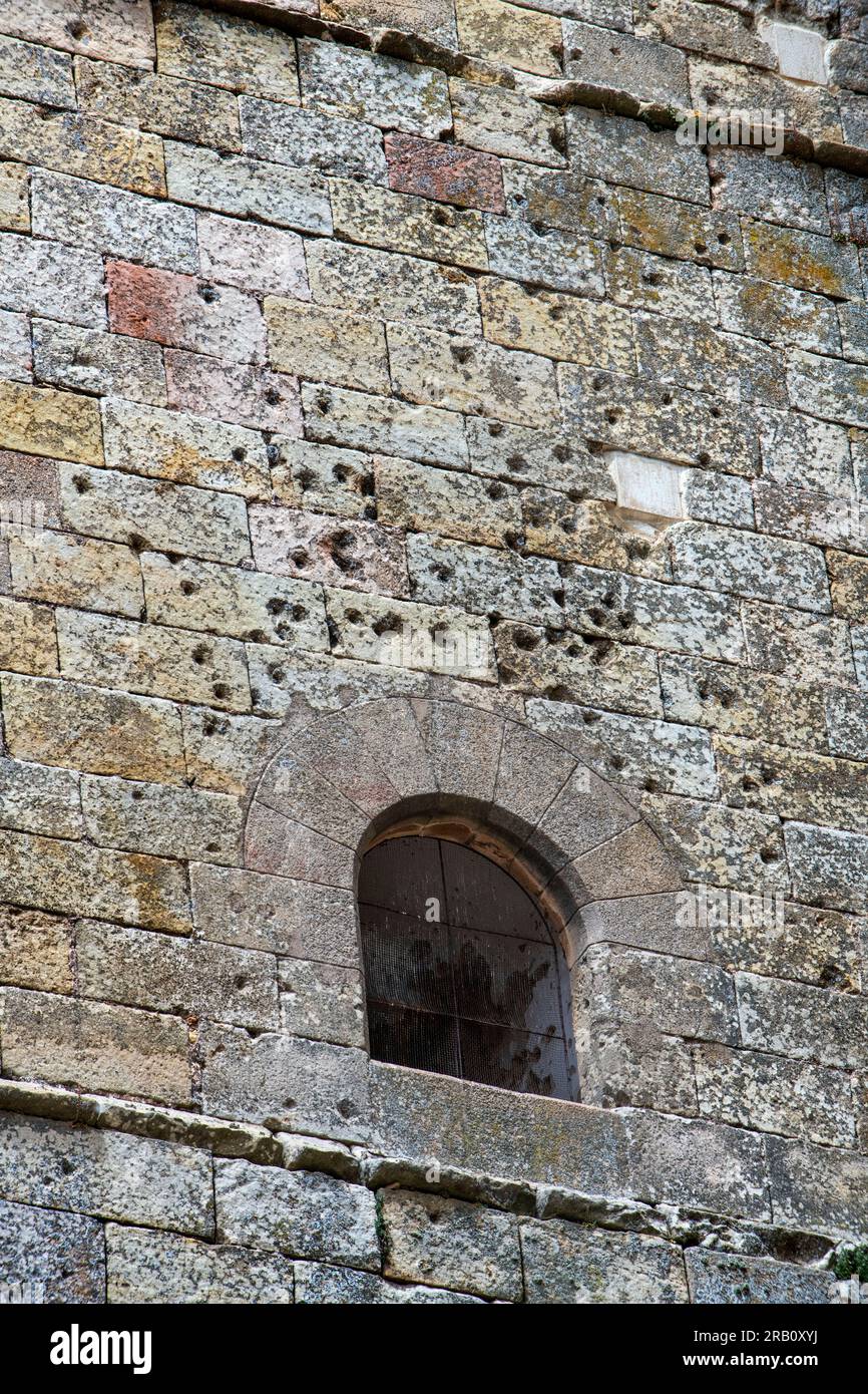 Shoots of spanish civil war in the belfry of the cathedral facade ...