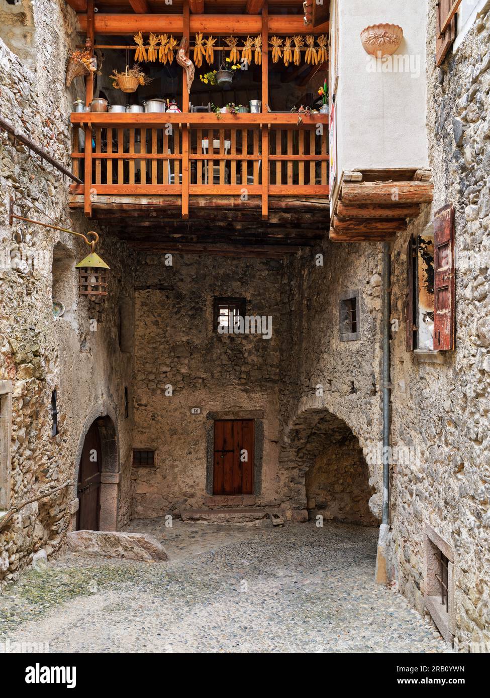 Mountain villages from center hi-res stock photography and images - Alamy