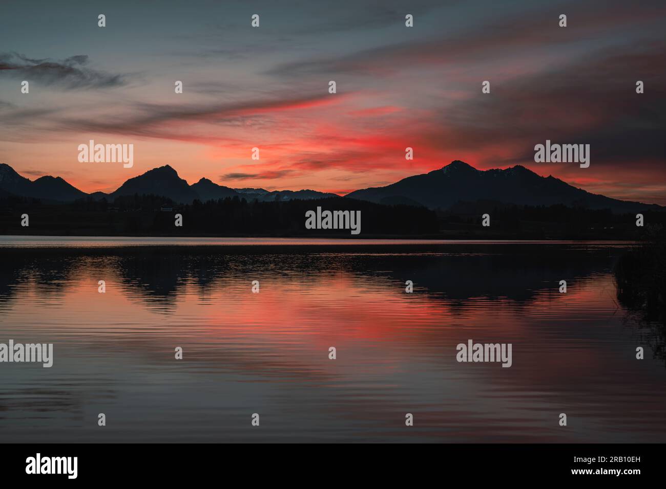 Lake, mountains, sunset, bavaria, germany, hopfensee Stock Photo - Alamy