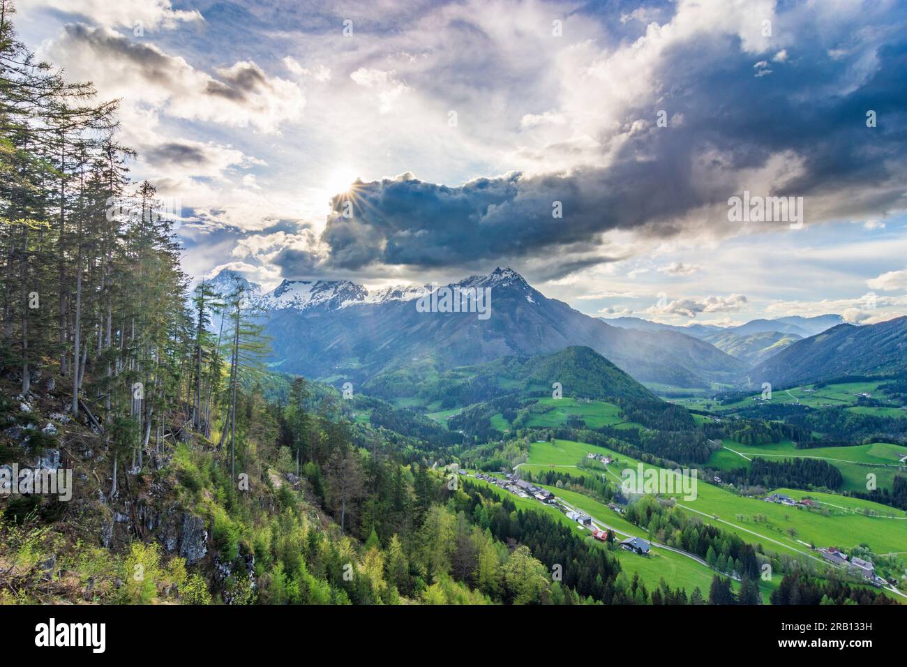 Mountain totes gebirge with summits grosser priel and kleiner priel hi ...