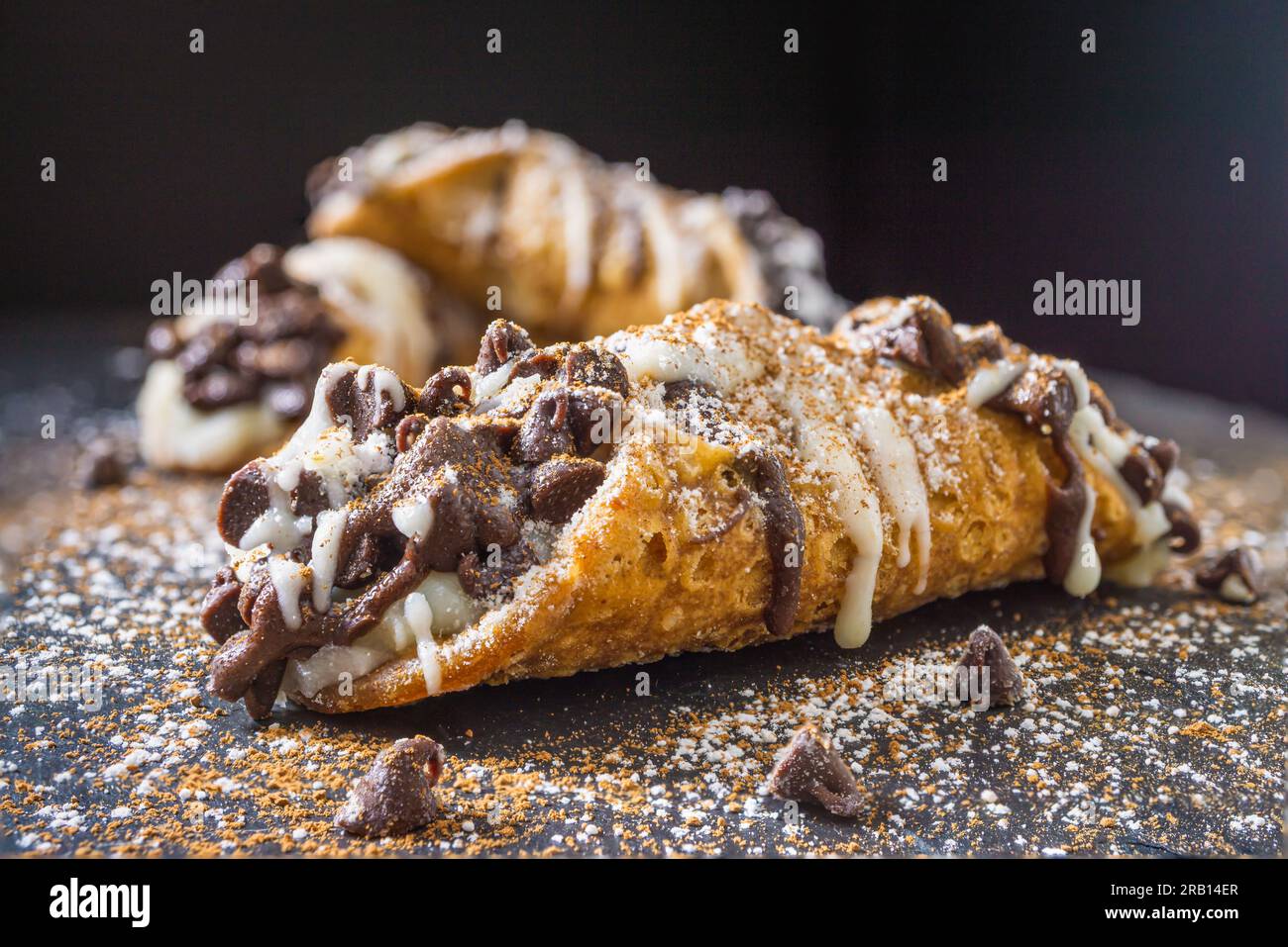 Cannoli shell hi-res stock photography and images - Alamy