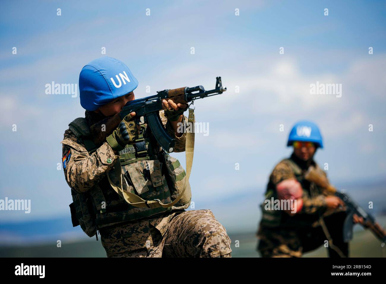 Nalaykh, Mongolei. 30th June, 2023. Mongolian soldiers wear UN (United ...