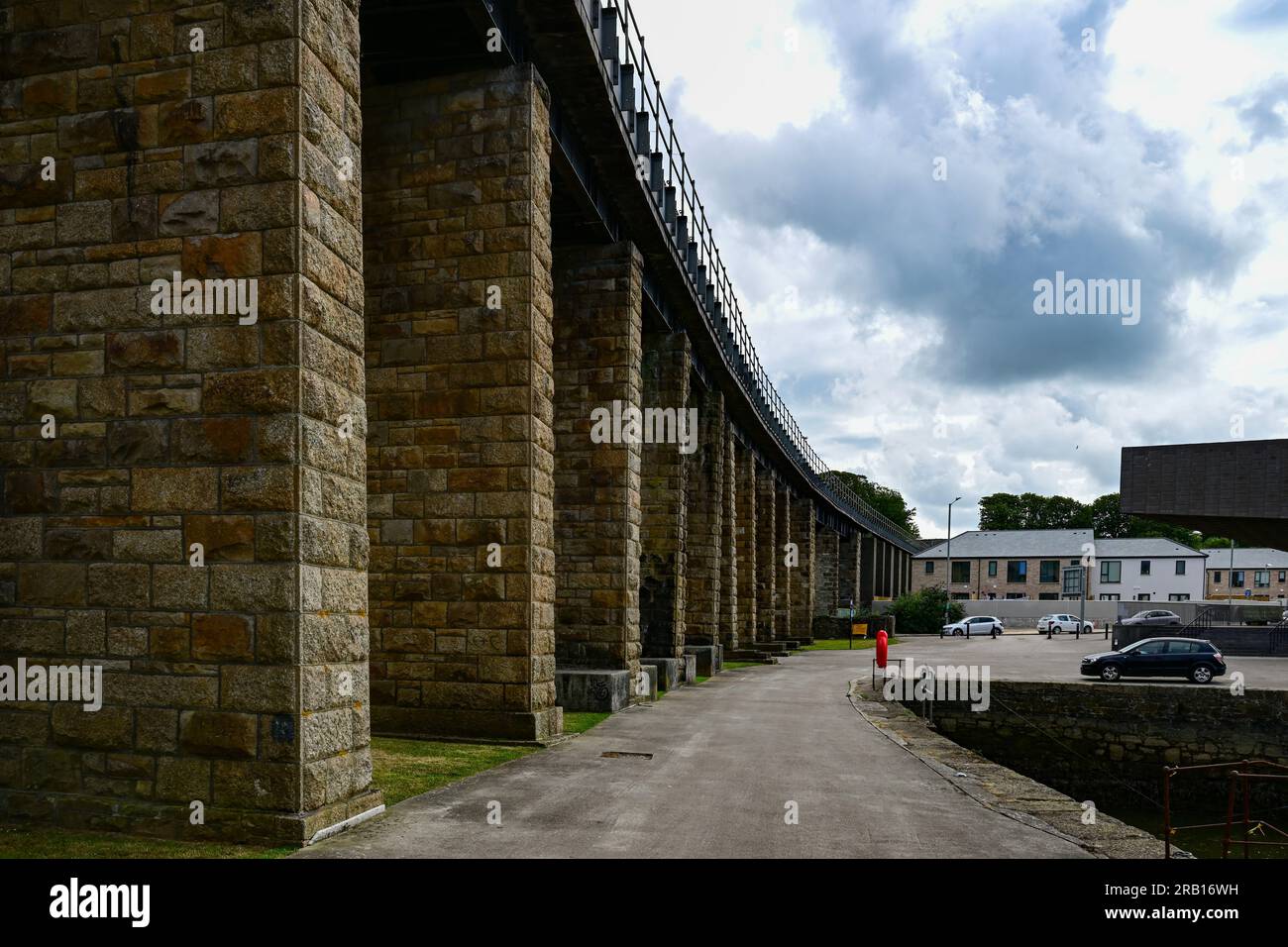 Hayle viaduct cornwall hi-res stock photography and images - Alamy