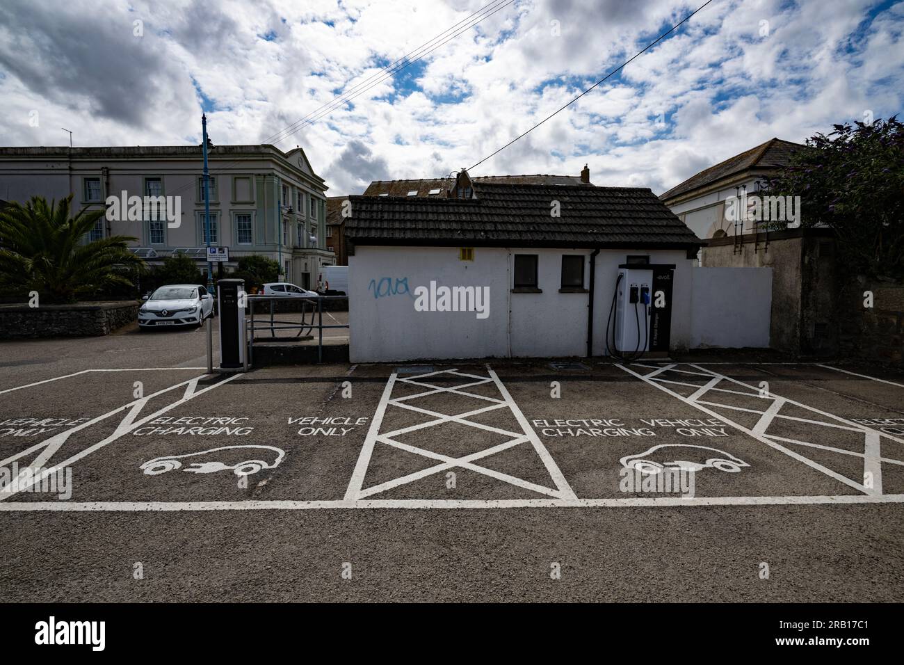 Hayle viaduct cornwall hi-res stock photography and images - Alamy