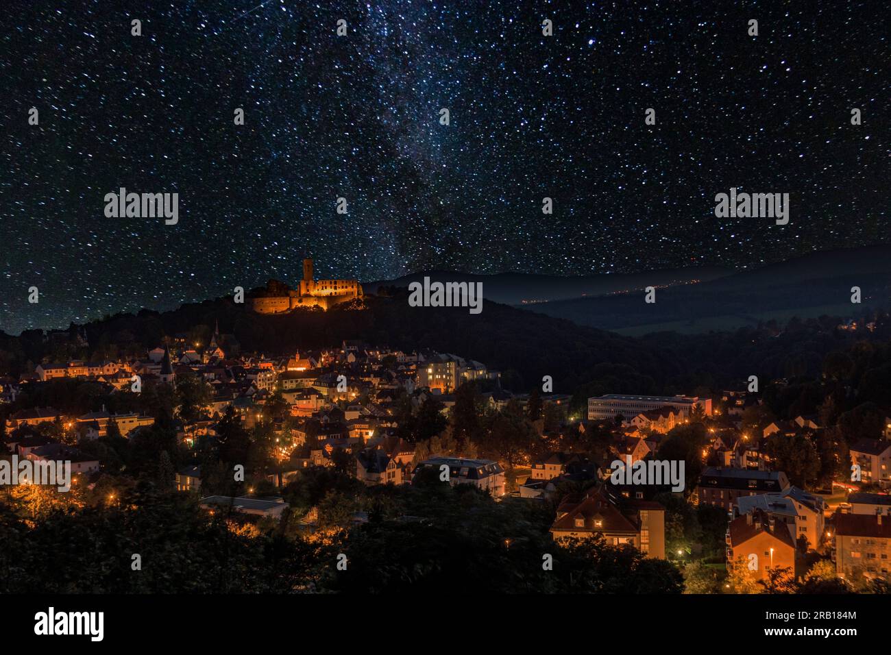 Starry night sky forest hi-res stock photography and images - Alamy