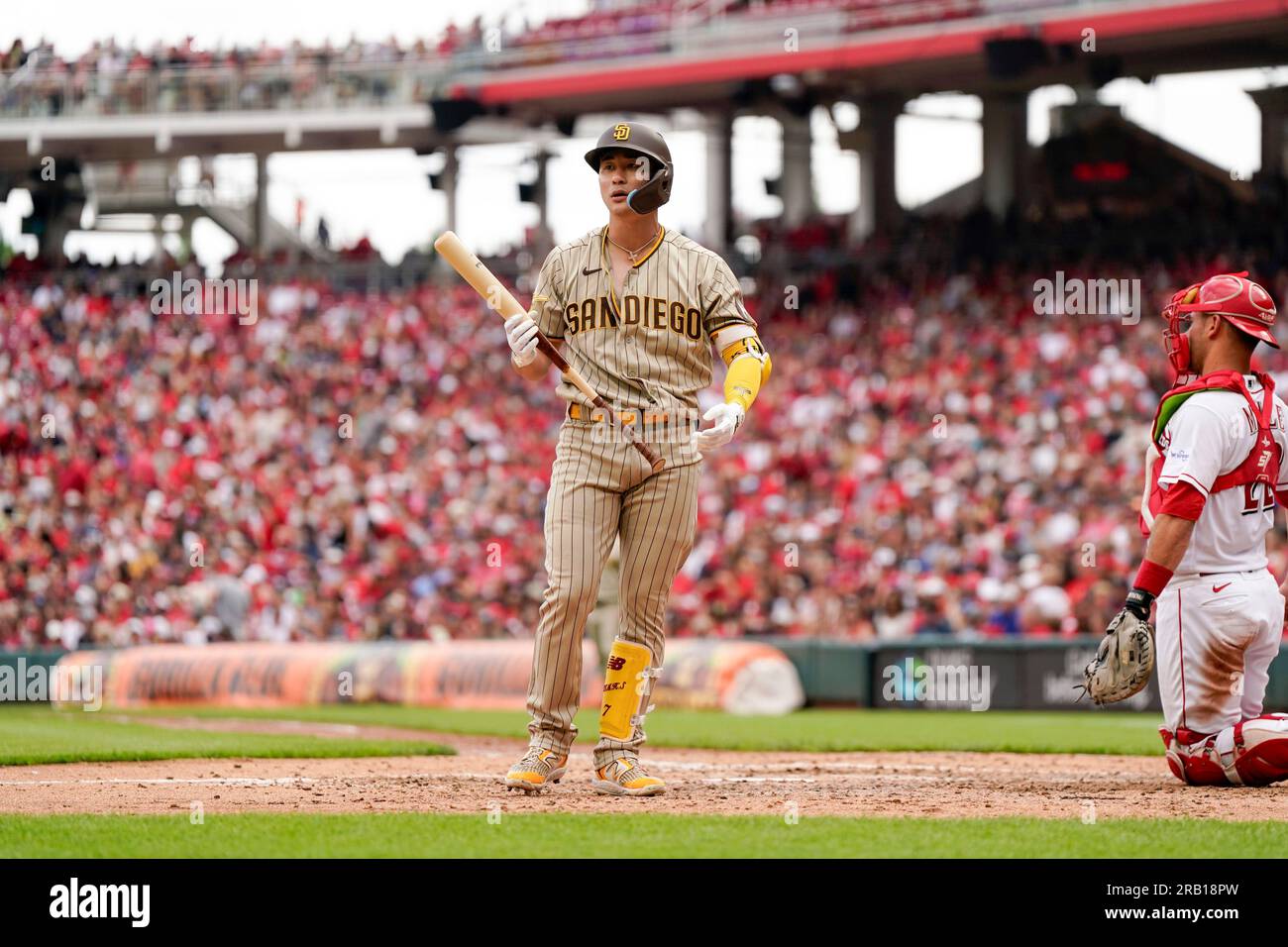 San Diego Padres' Ha-Seong Kim bats during a baseball game against the ...