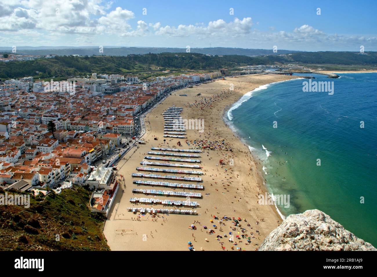 People wave from upper hi-res stock photography and images - Alamy