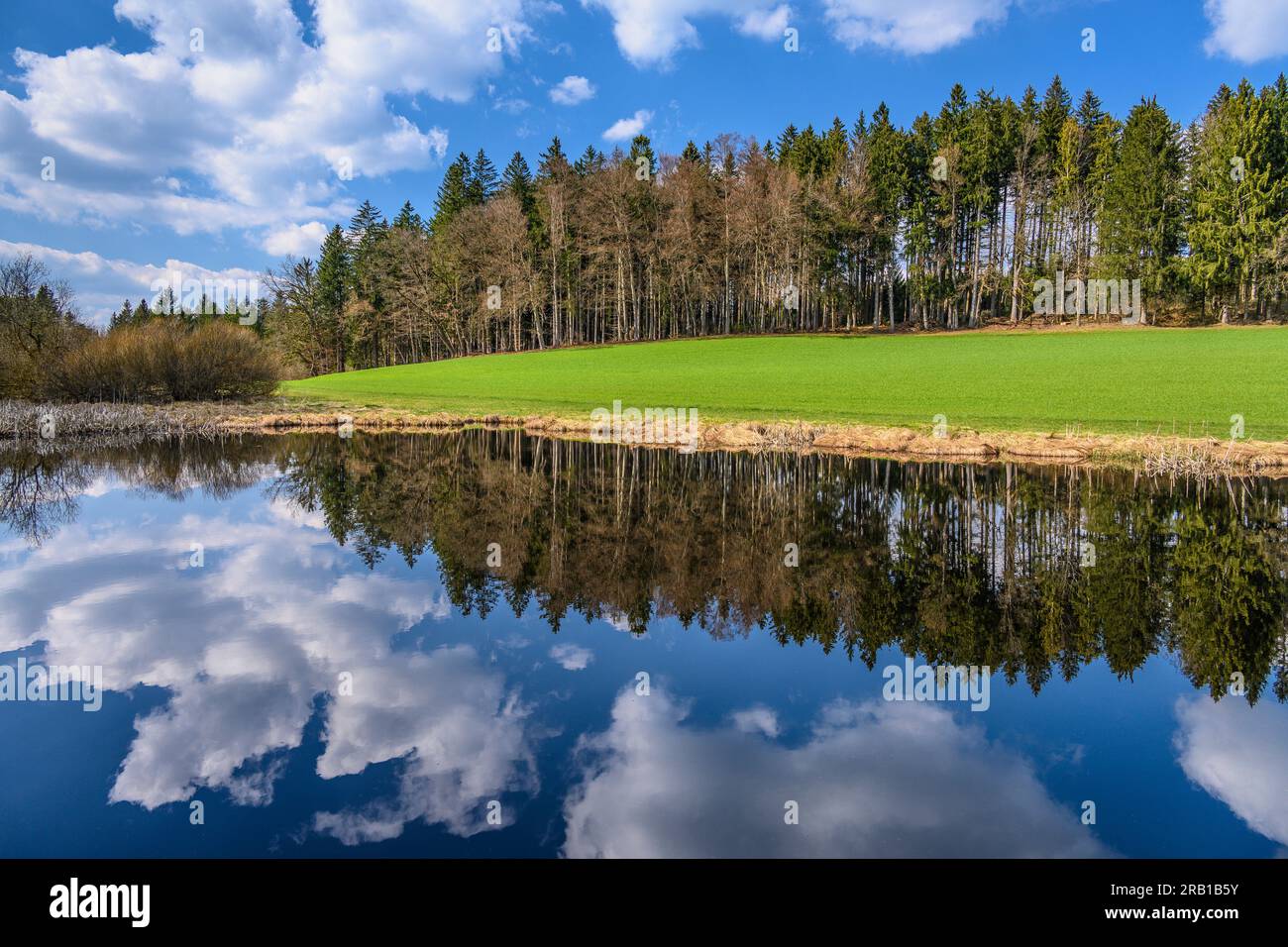 Feldscape hi-res stock photography and images - Alamy