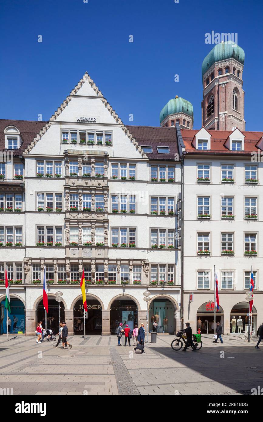 Hirmer department store, Kaufingerstraße, Munich, Upper Bavaria ...