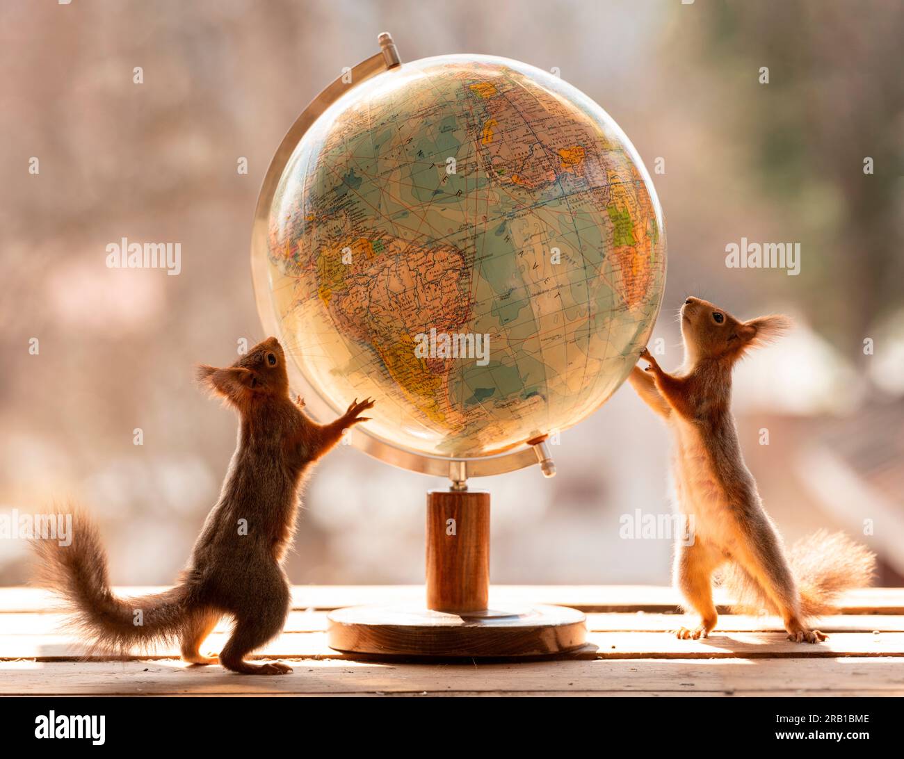 Holding the earth hi-res stock photography and images - Alamy