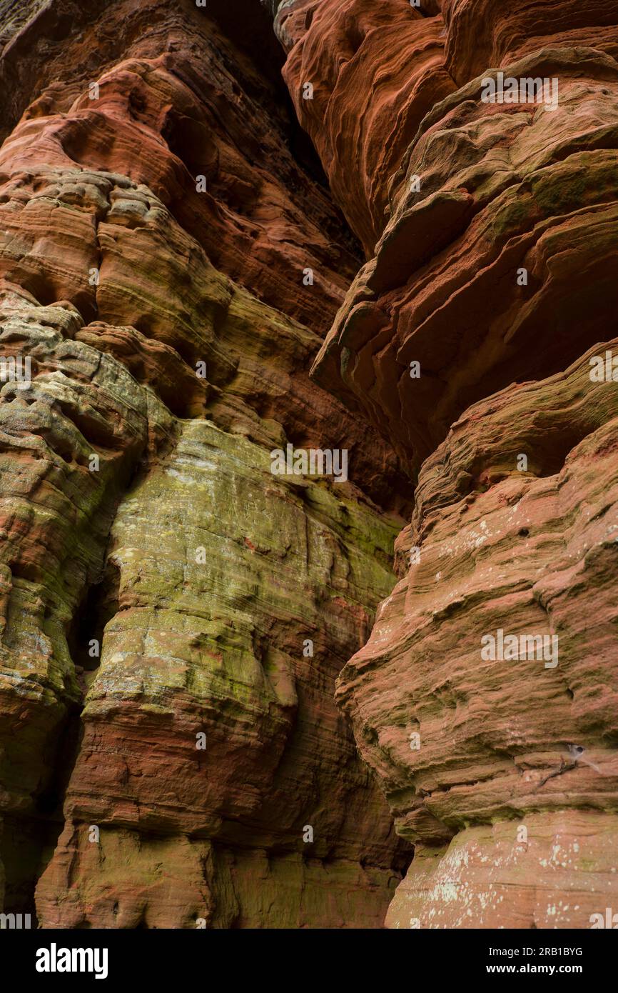 Altschlossfelsen, rock formation of red sandstone near Eppenbrunn ...