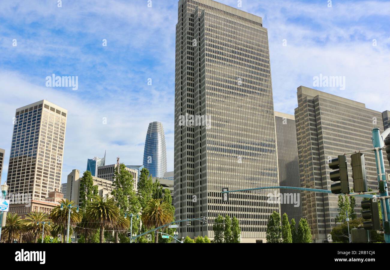 Embarcadero Center and Salesforce Tower in the financial district seen ...