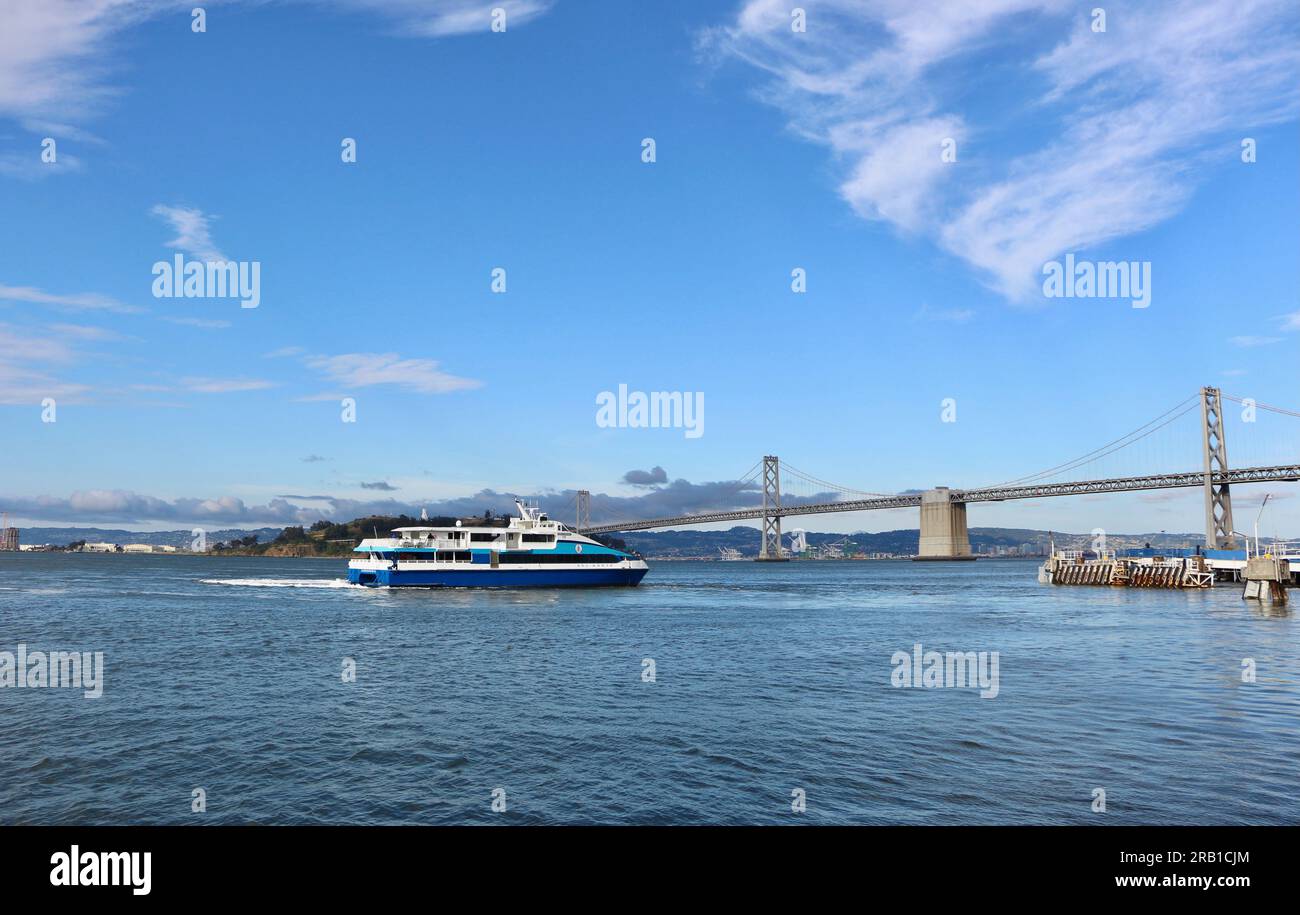 Del Norte High Speed Craft ferry boat leaving the ferry terminal with ...
