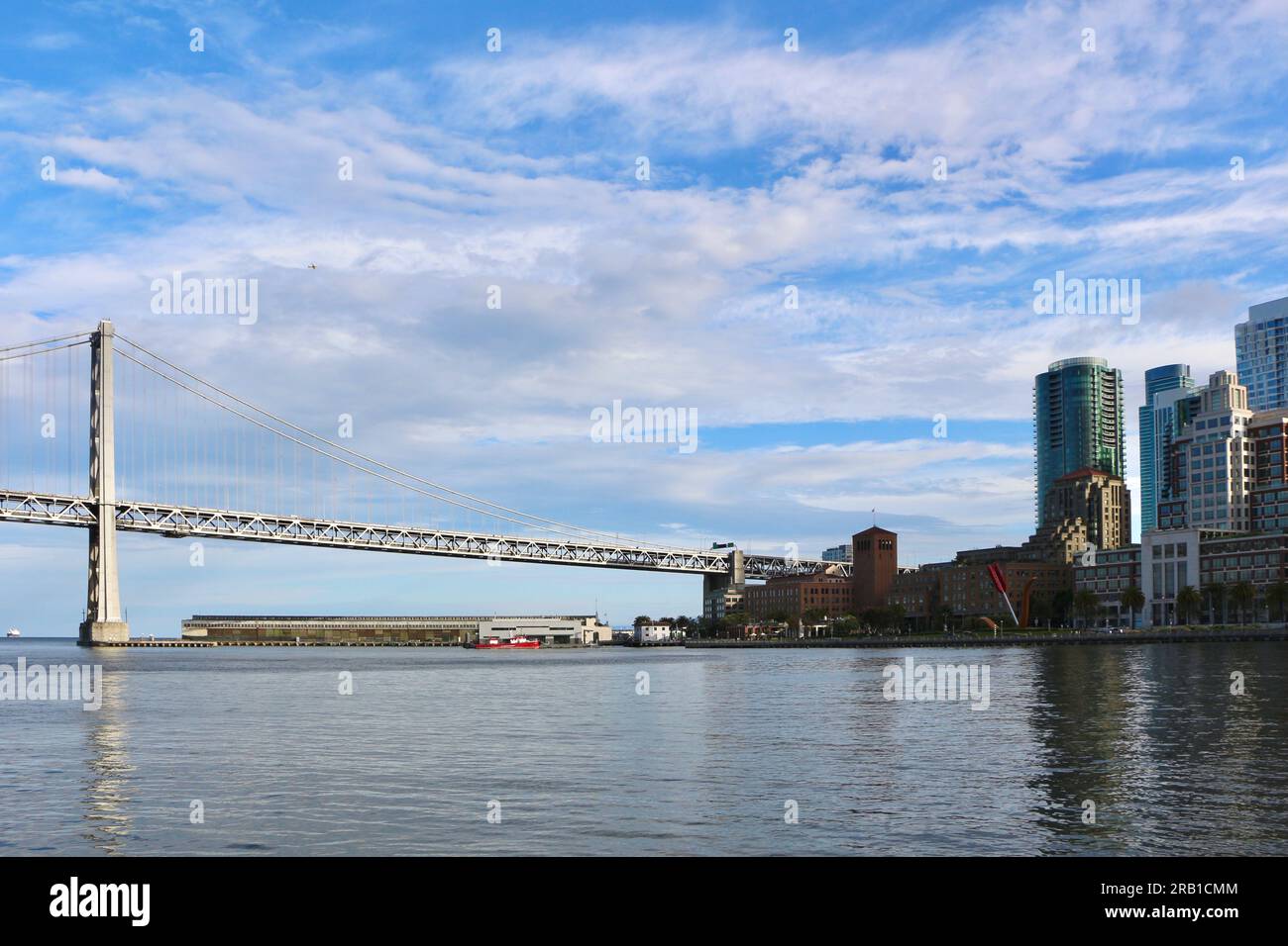 Cityscape with Phoenix Fireboat Number 1 moored at floating fire ...