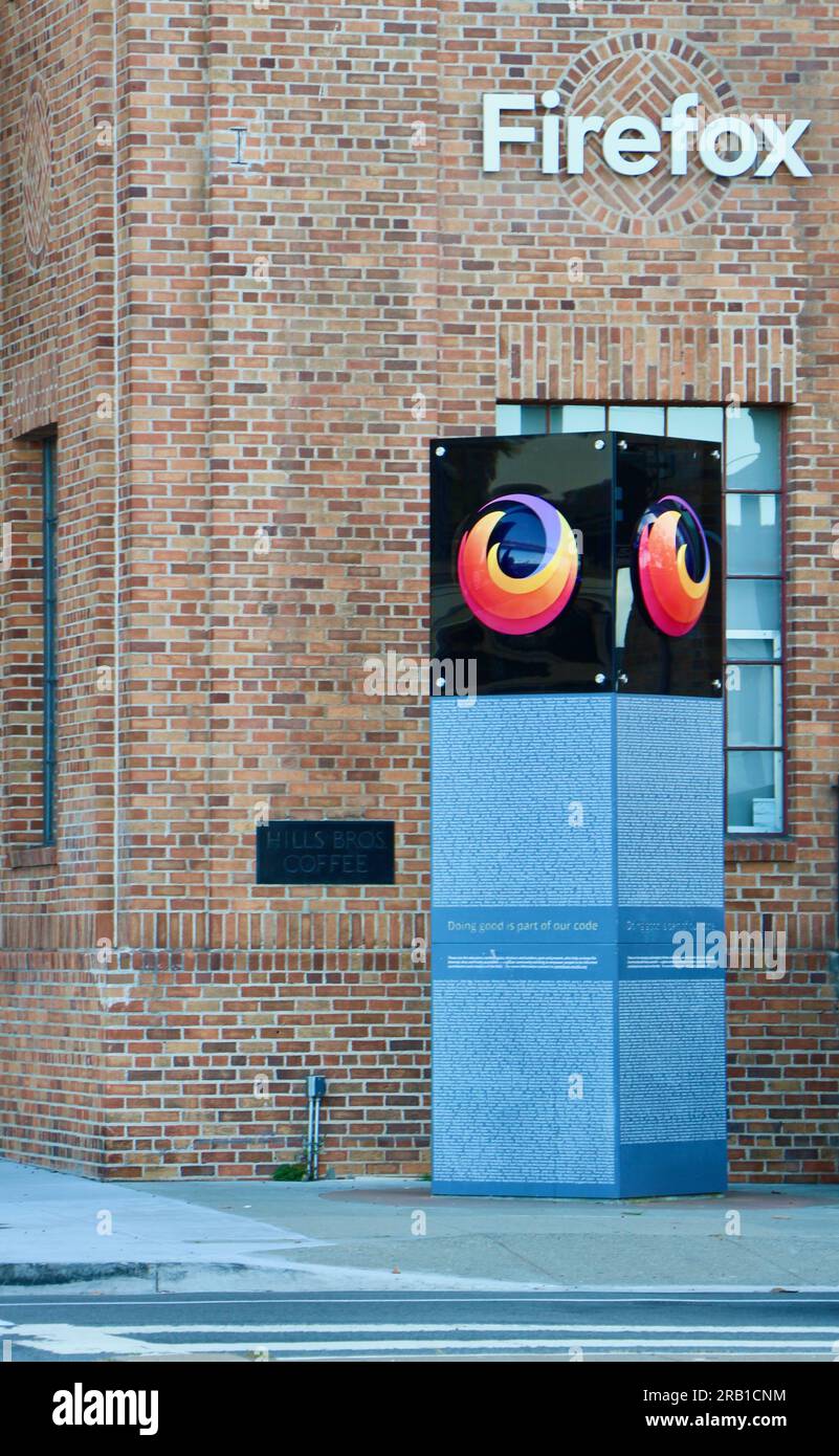 Hills bros coffee building hi-res stock photography and images - Alamy